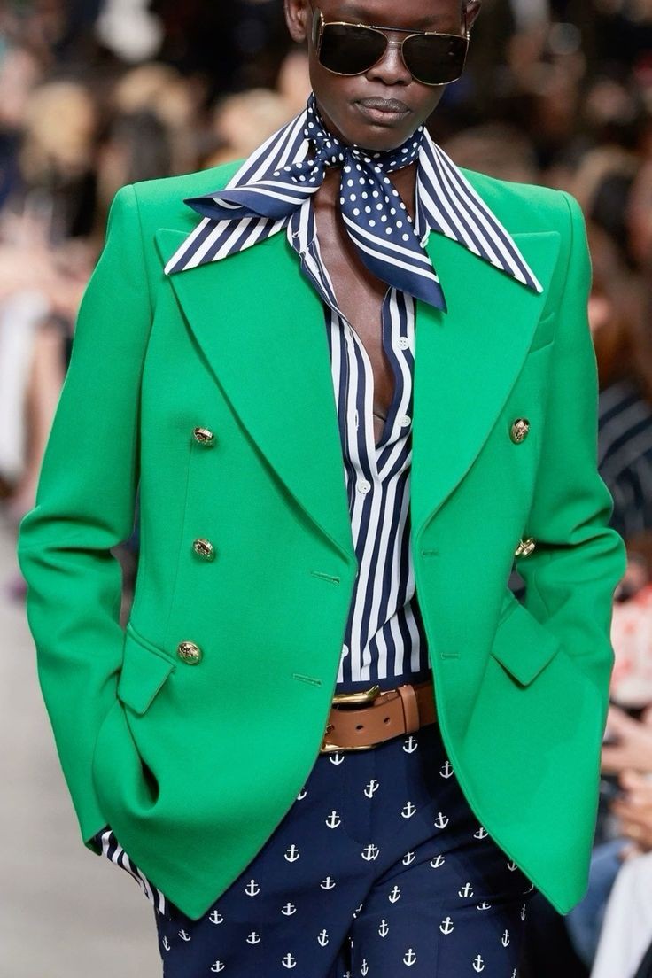 Mixing Patterns Like a Pro: Tips and Tricks for Bold Style – velvetimagelab