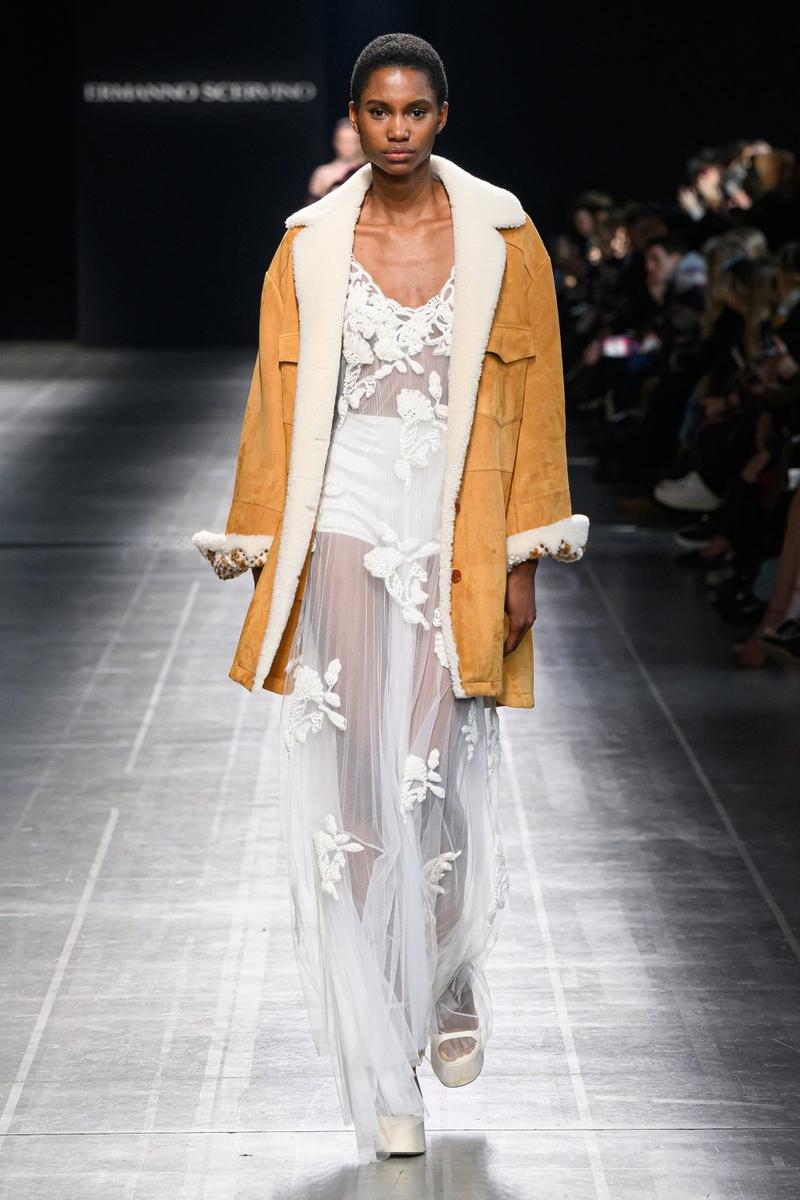 Fall 2024's Most Daring Trend: Naked Dressing – velvetimagelab